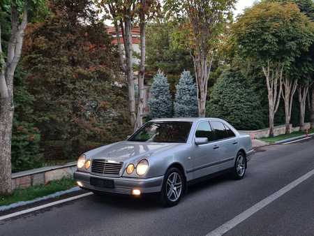 Продаётся: Mercedes-Benz w210 E220 DIESEL