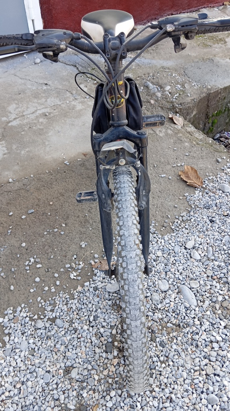 Velosiped sotiladi 24