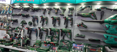 Многофункциональный инструмент (РЕНОВАТОР) BOSCH PMF 220 CE