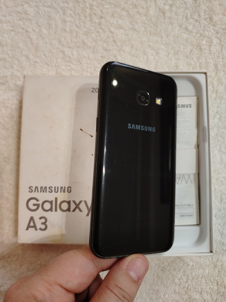 Samsung Galaxy A3  2017 yil