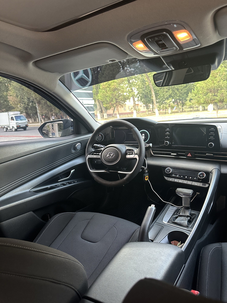hyundai Elantra 1.6