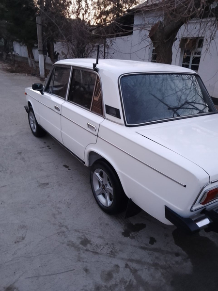 Vaz 2106 sotiladi