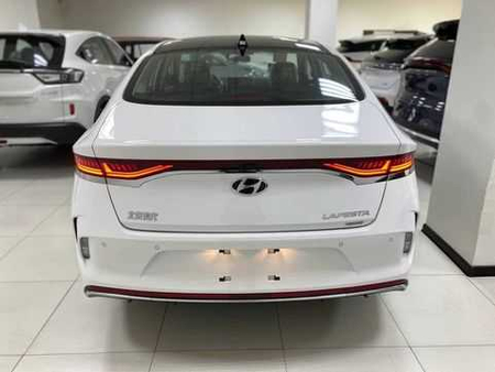 Hyundai La Festa електромобил