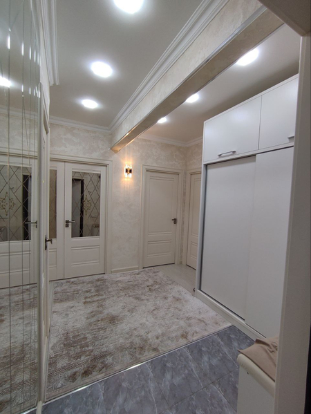 Продаётся 3х комнатная квартира на массиве куйлюк-6 сергели. 93000$