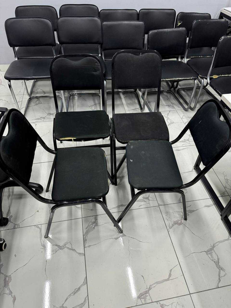 Стуллар сотилади