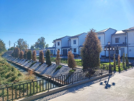 Продам евро Коттедж Юнусобадском районе Тутзор махалла 1,7 соток
