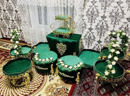 Sarpo sandiqlari 3ta komplekt va 6ta shishali quttilari bilan