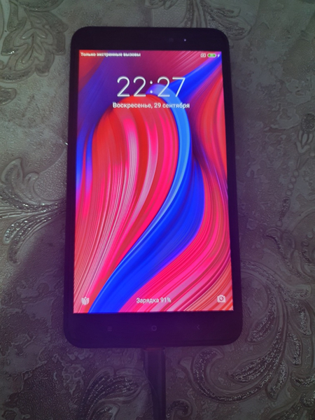Mi max 2 4/64GB Сотилади