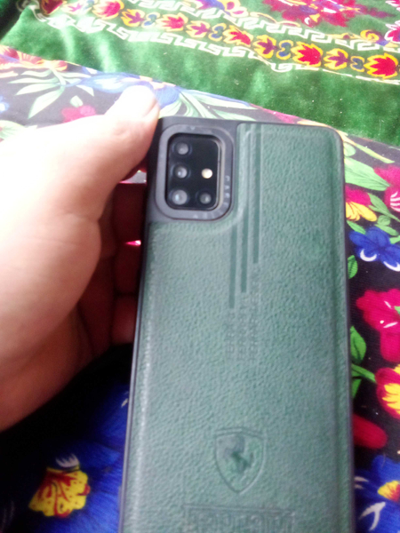 Samsung Galaxy a51 4 ga 64