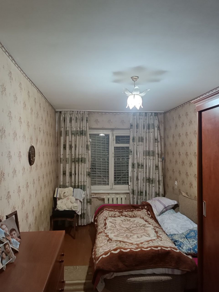 Продажа Чиланзар 4 кирпич с балконом 2х 6