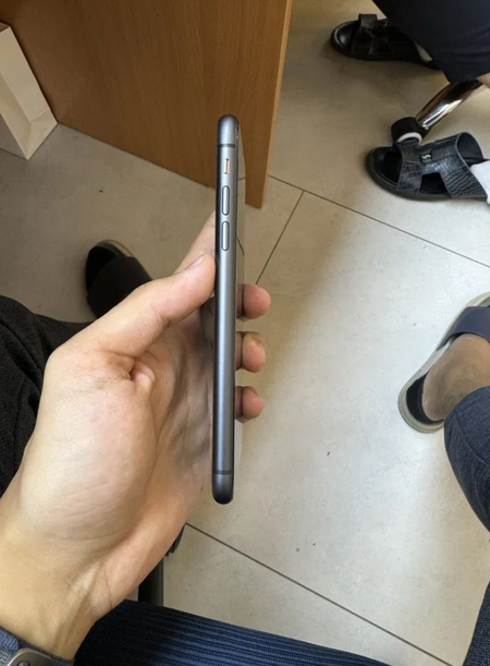 iphone 11,черный,64гб