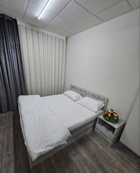 BEZ ZAGS Hostel / Hotel 150 ming