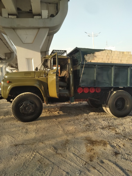 Zil sotiladi srochni