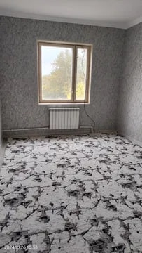1 хонали Уй ижарага М.улугбек район