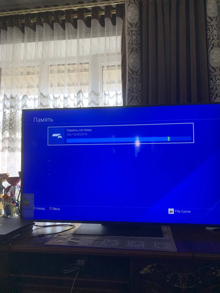 Срочно Продаю Playstation 4