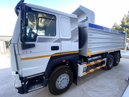 Самосвал HOWO V7  2022(VOLVO дизайн, новое поколение)