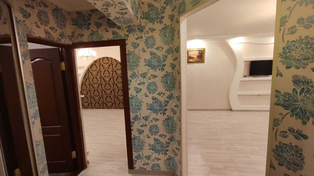 Успей купить квартиру в Ташкенте 2/2/4.Мирзо Улугбек (J2642)