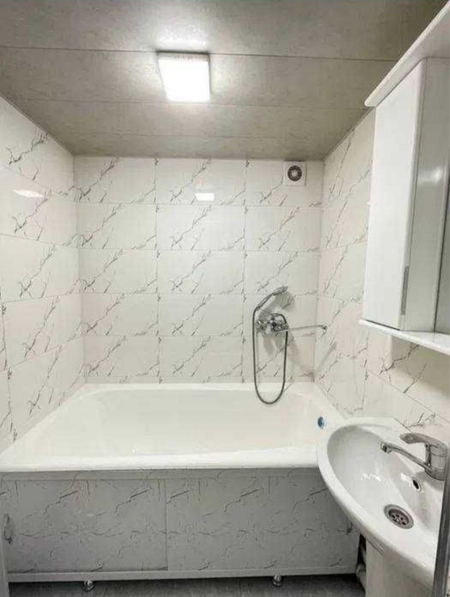Карасу-6, 1/3/5, 38 м², ориентир школа № 275, базарчик