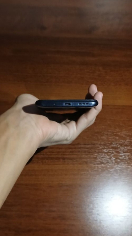 Telefon sotiladi