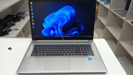 Hp ноутбук FHD экран 17,3
