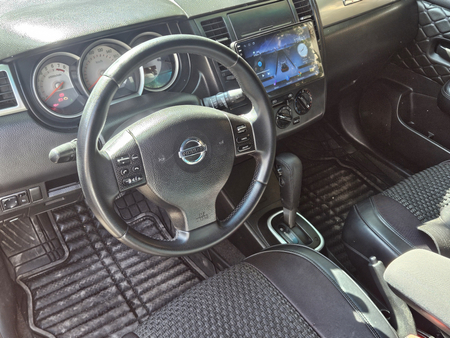 Nissan tiida 2008