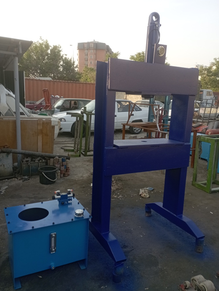 Продаю пресс 60 тонн автоматический