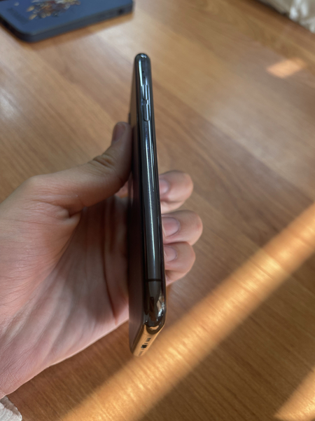 Iphone 11 pro sotiladi