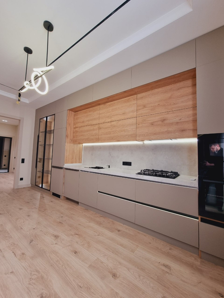 Срочная цена ! Жк Yngi Darhan 3/5/7. 96м² шикарная квартира