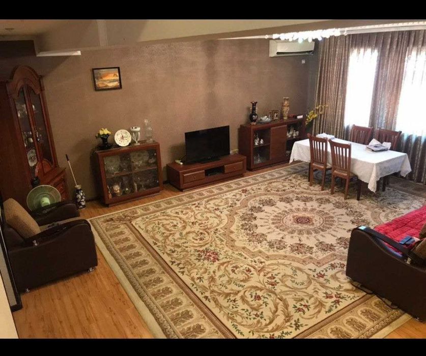 Продажа Коттеджа рядом с Военным Госпиталем ID:DM132