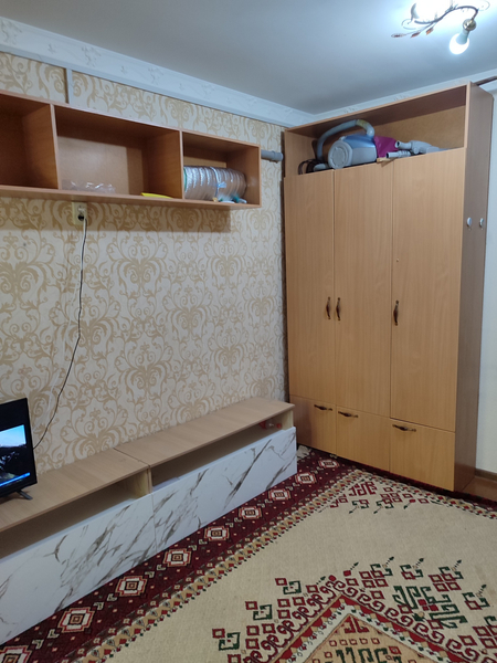 Квартира сотилади. Срочно