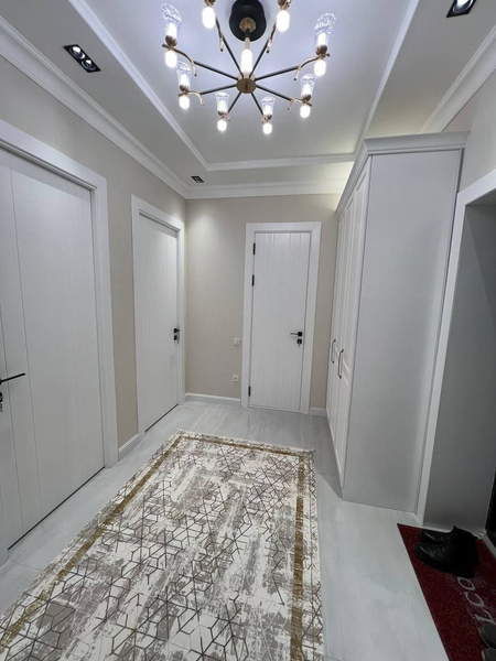 Продажа 3х комнатной квартиры в центре самарканда