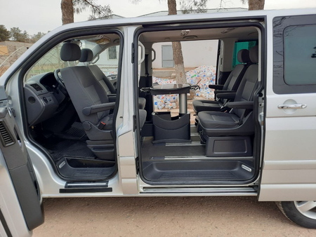 Wolksvagin Multivan T5 7 kishili minivan
