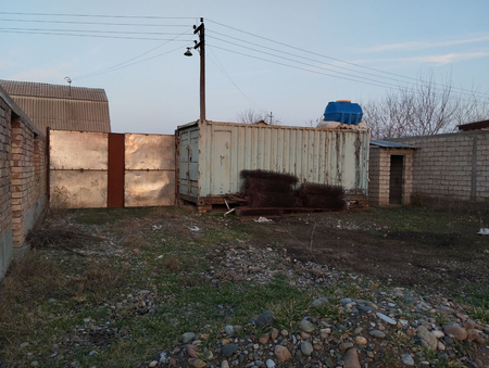 Курилиши тугалланмаган далаховли