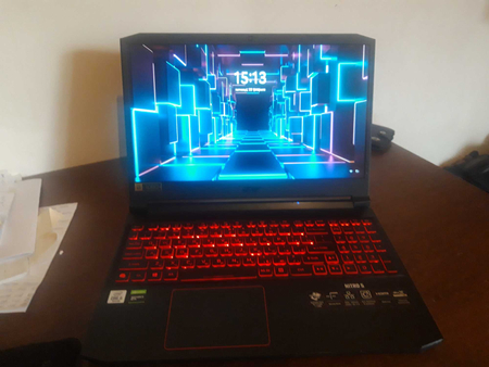 Noutbuk Acer nito 5