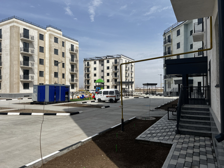 Urgench city da dokon sotiladi.