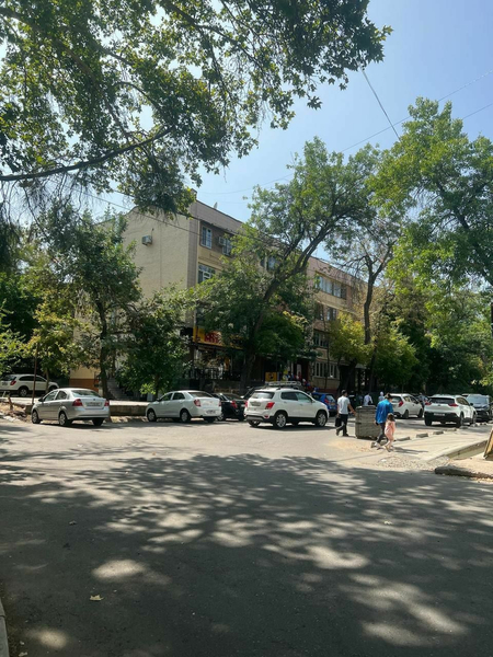 Продаётся 68м² ЦУМ 3/2/4 ор-р 110 школа