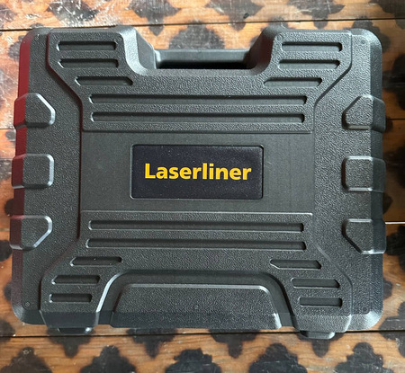 Ротационные лазеры, Лазерный уровень Laserliner Quadrum Compact 210S
