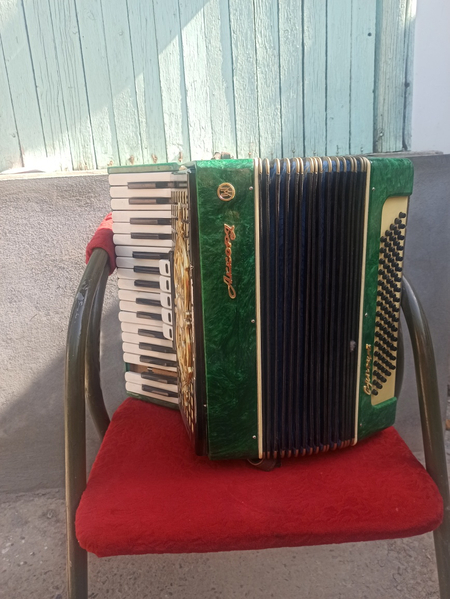Akardion holati yaxshi rangi yashil
