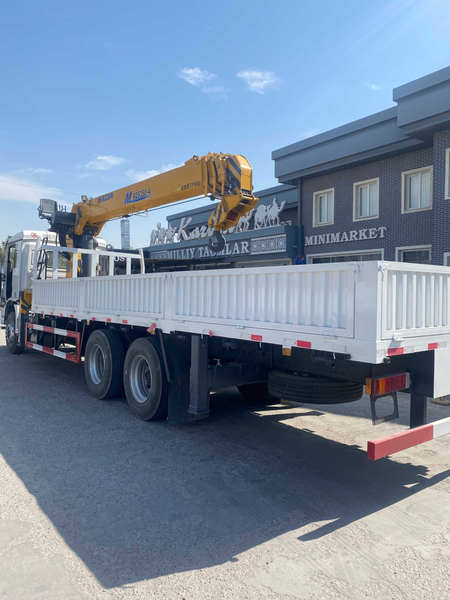 Кран-манипулятор Shacman L3000 6x4 - 14 т  в наличии Ориент Озод
