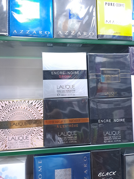 Encre noire Lalique