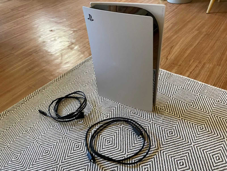 ПРОДАМ PlayStation 5 Digital Edition (CFI-1200B). Практический НОВОЕ.