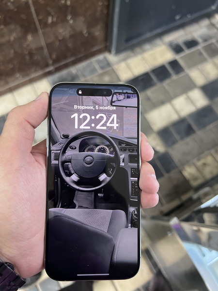 Srochna!!! Iphone 15 pro 256gb Yomkost %100 16ta sikl