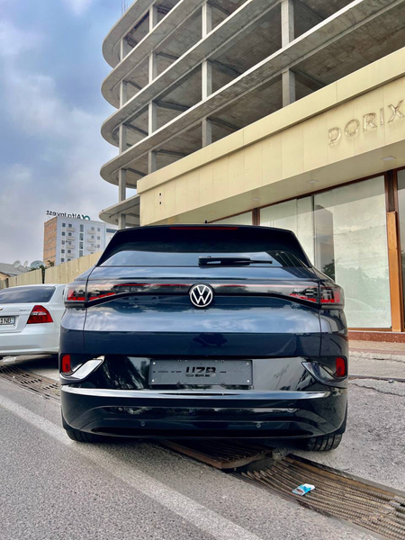 Volkswagen id4 cross pro full