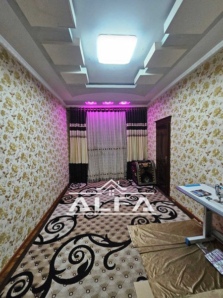 2 xonali 72m² 5-qavat sotiladi.