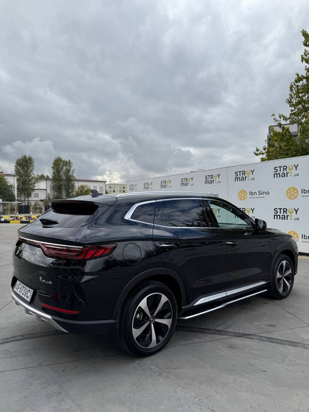 BYD Song Plus Flagship. 505 KM.