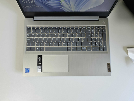 ПРОДАМ Lenovo IdeaPad 3 Офисный Ноутбук DualN4020/4GB/256SSD/15.6