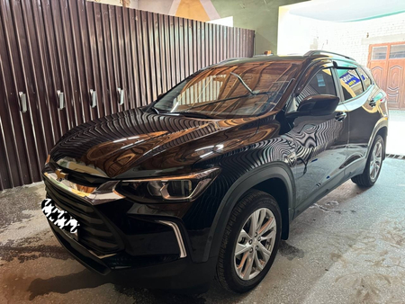 Treker 2 ltz сотилади. Ранги кора