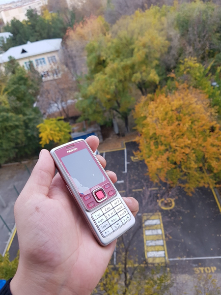 Nokia 63 00 yengi ideal