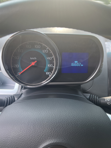 Продаю Spark 1.25л ,автомат