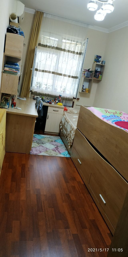 Аренда квартиры 
Чиланзар 17 квартал
2/4/4 
балкон 1.5*3 метра 

Техни
